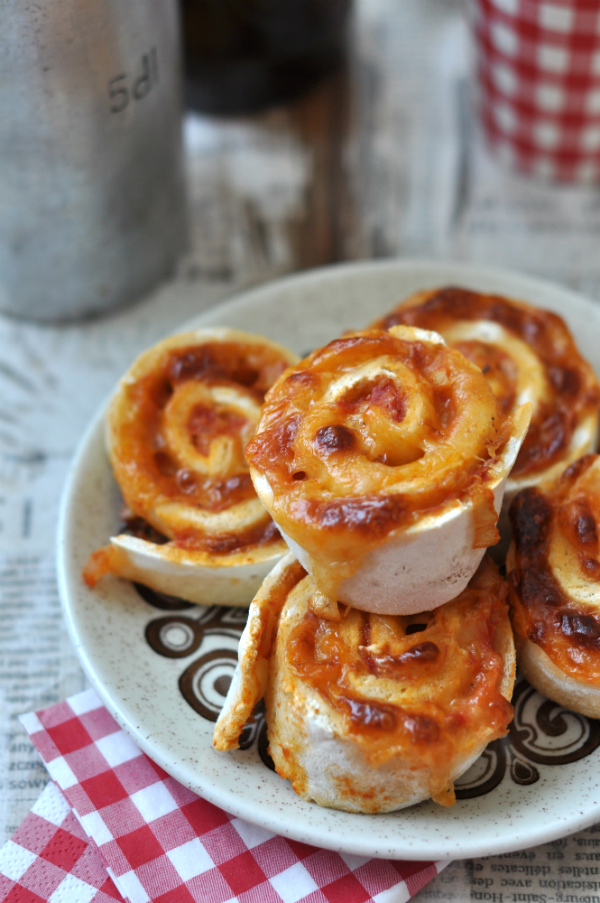 Gluténmentes pizzás csiga